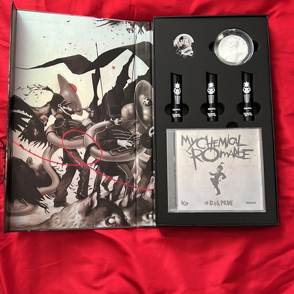 hipdot | Makeup | Mcr Collectors Box | Poshmark